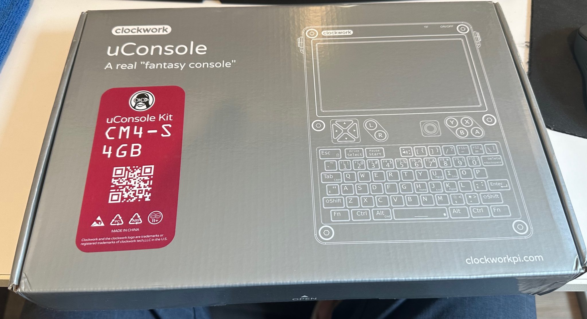 About Us - uConsole World